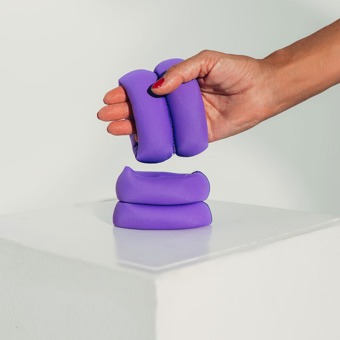 Premium 1 kg Wrist Weights (Pack of 2x 1kg) - Purple + FREE "Aging Wel